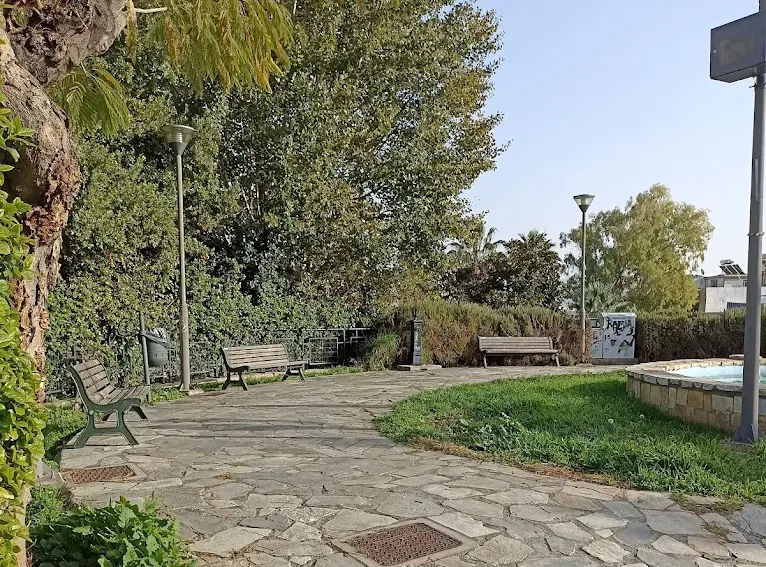 "Εικόνες εγκατάλειψης σε Χαϊδάρι και Αιγάλεω" - Αιγάλεω Σήμερα